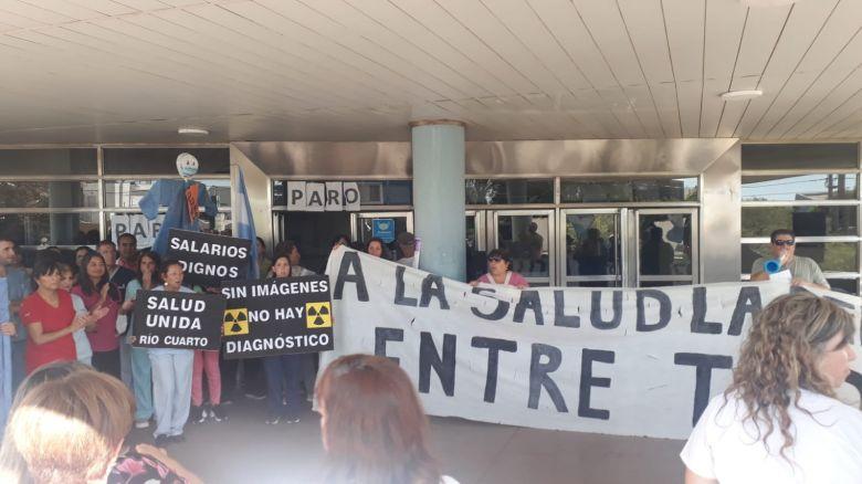 Contundente acatamiento al paro en el Hospital | Textual